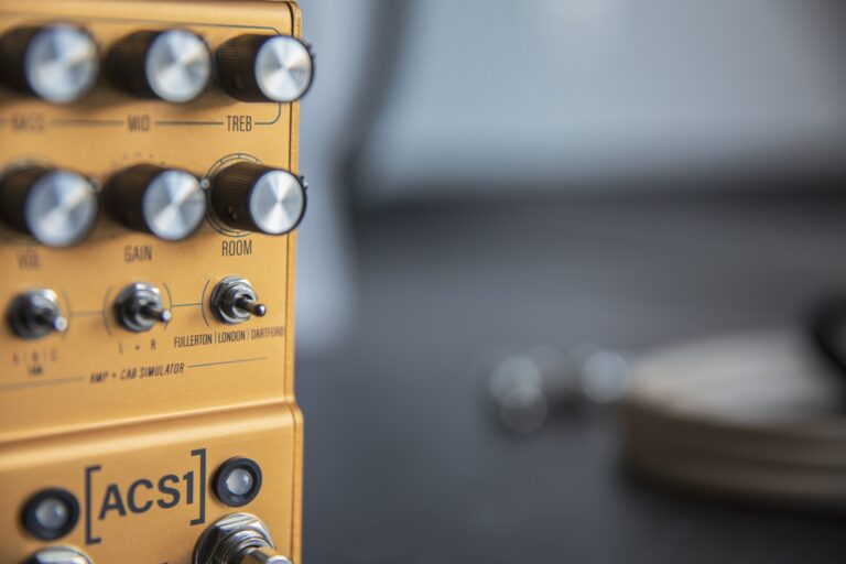 【取扱終了】MAKO Series: ACS1 Amp + Cab Simulator | WALRUS AUDIO